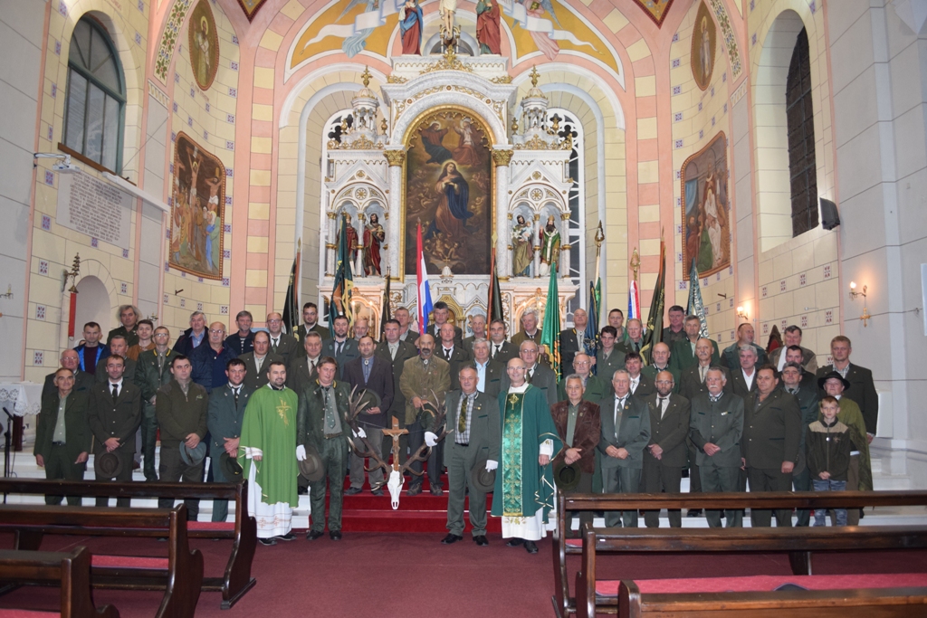 Proslava sv. Huberta u Marijinu svetištu Molve - IKA