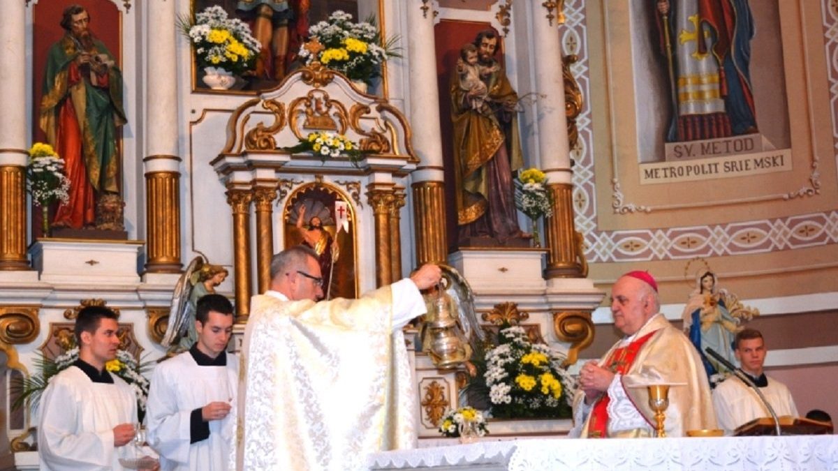 Uskrsno slavlje u Srijemskoj Mitrovici - IKA