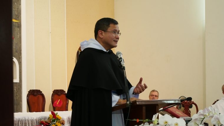 Fr. Gerard Timoner prvi učitelj Reda propovjednika koji dolazi iz Azije ...