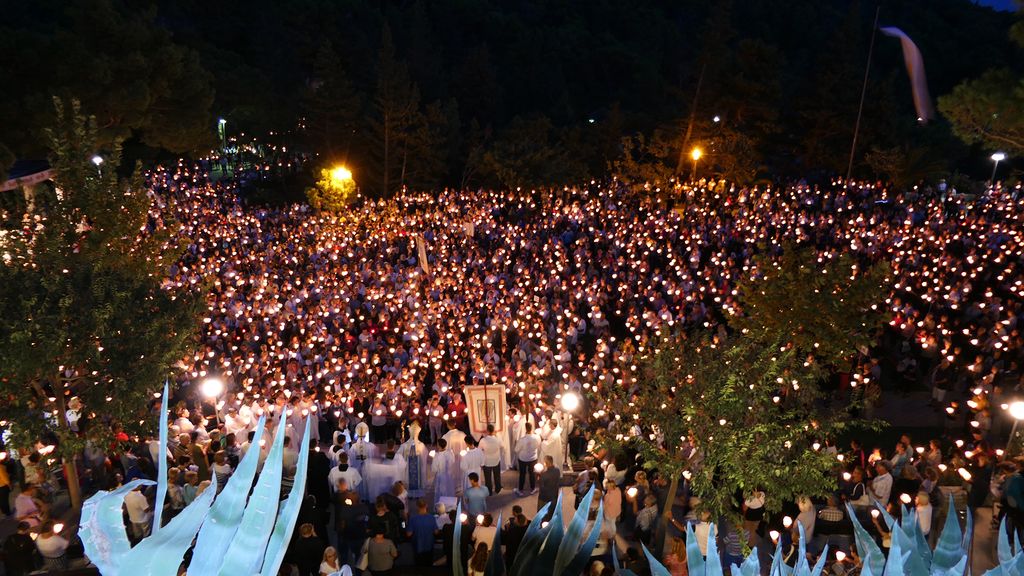 Nativity of Mary, Celebration in Vepric, Croatia : r/Catholicism