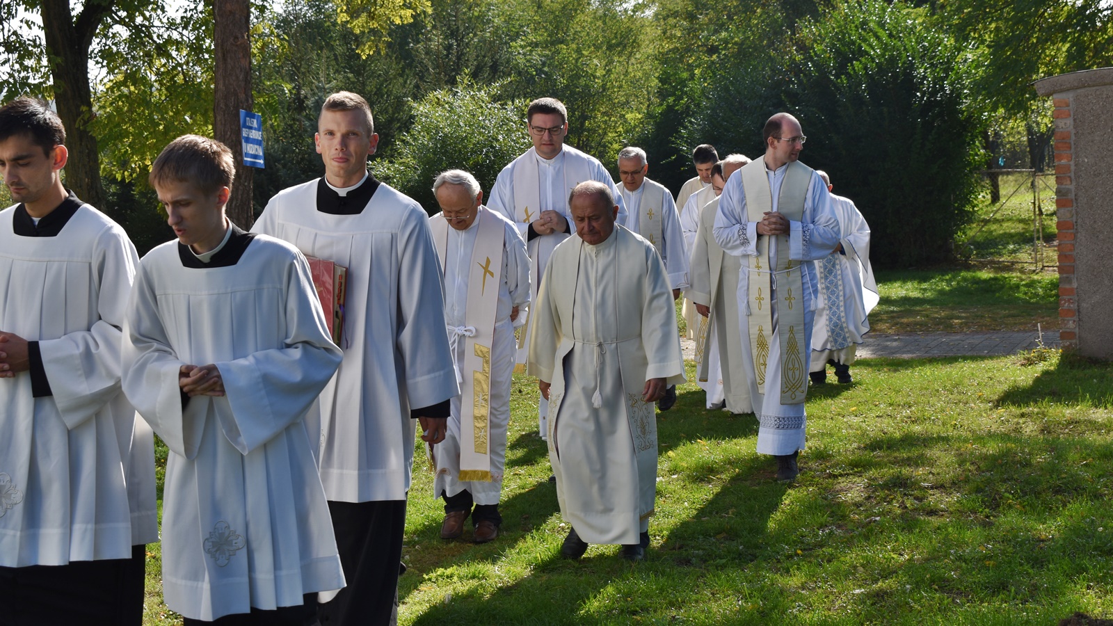 Zavjetno hodočašće đakovačkih bogoslova u Dragotin - IKA