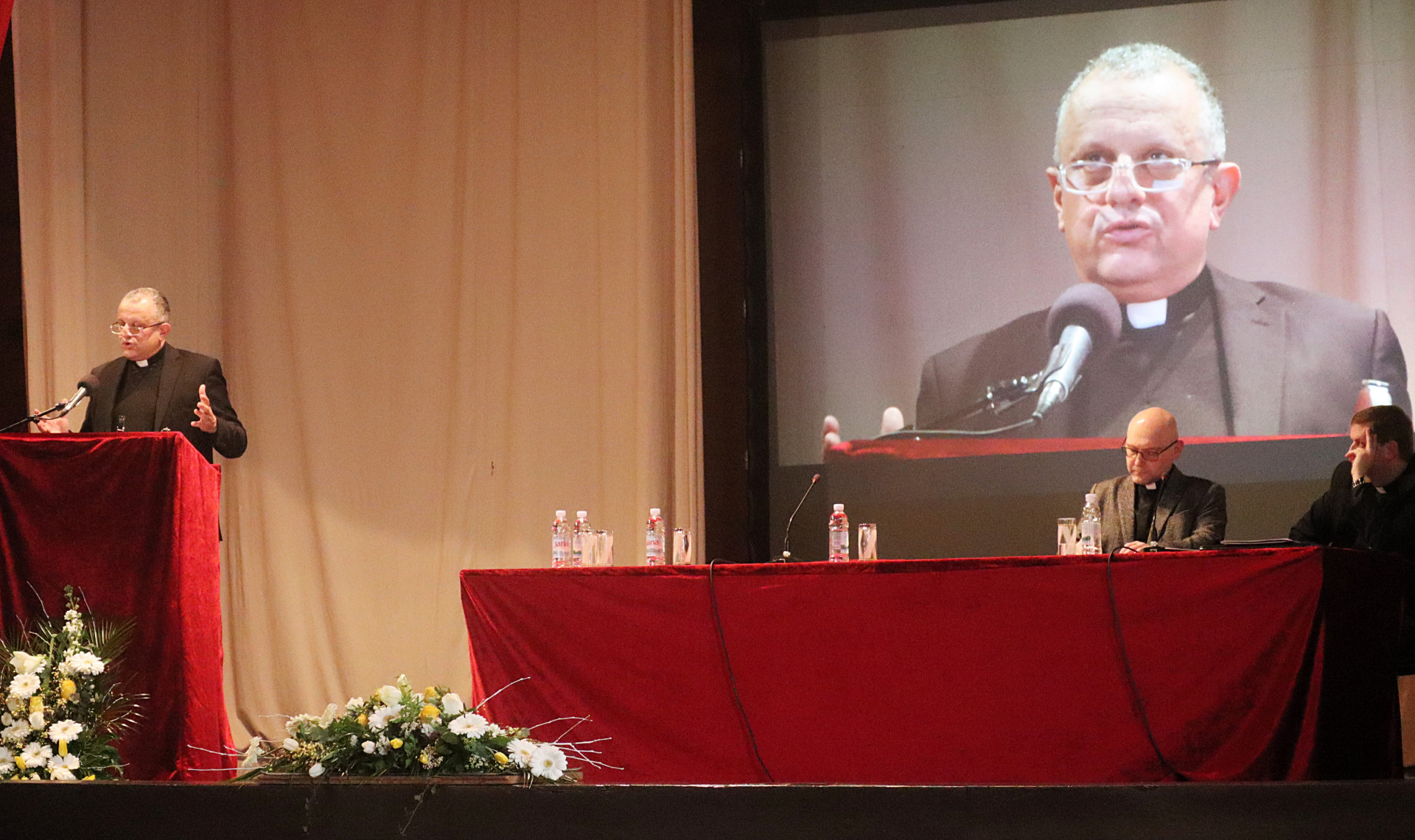 Dr. Tanjić: Ne možemo s feudalnim modelom Crkve biti autentični u 21 ...
