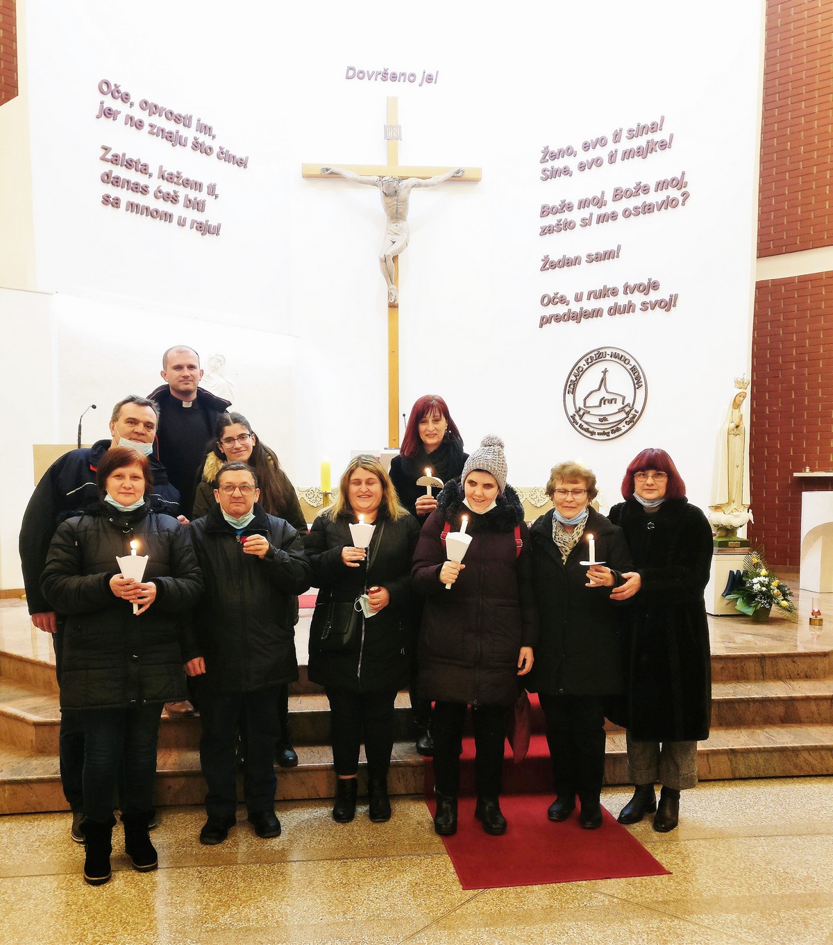 Proslava Svijećnice s osječkom Zajednicom Vjera i Svjetlo „Plamen ...