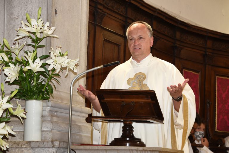 Srebrni svećenički jubilej mons. Enca Rodinisa – IKA