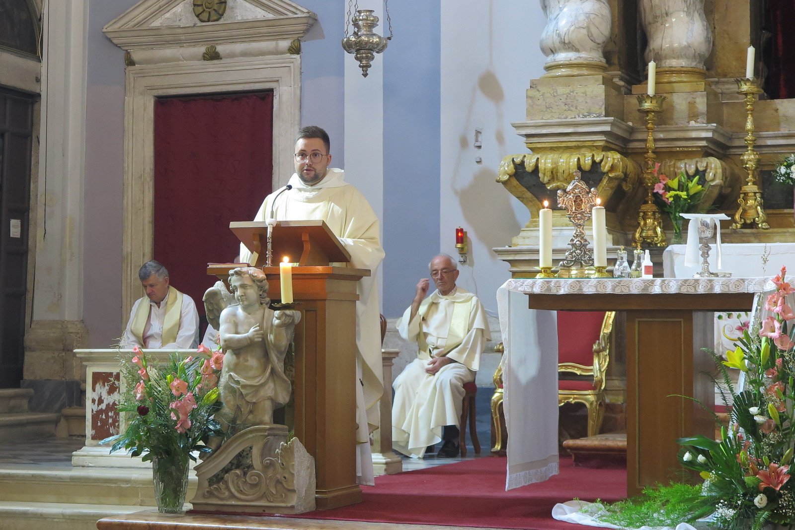 Dominikanci predvodili misu kod franjevaca na blagdan sv. Franje ...