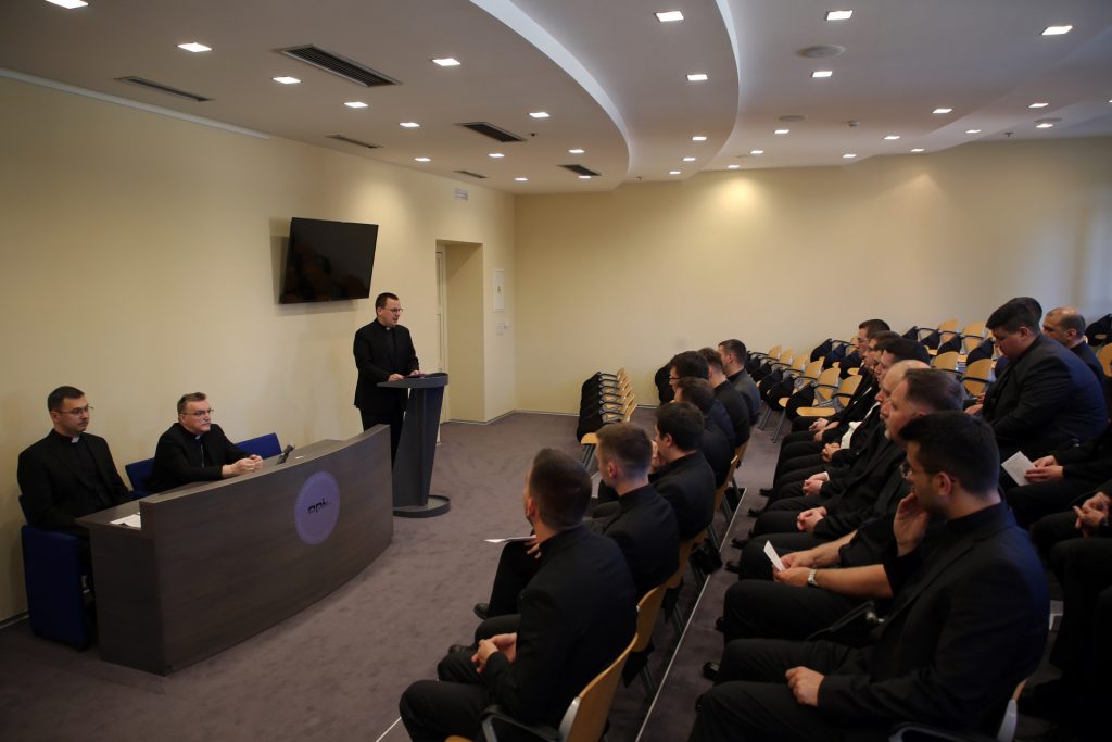 Dodijeljene diplome o postignutoj svećeničkoj spremi – IKA