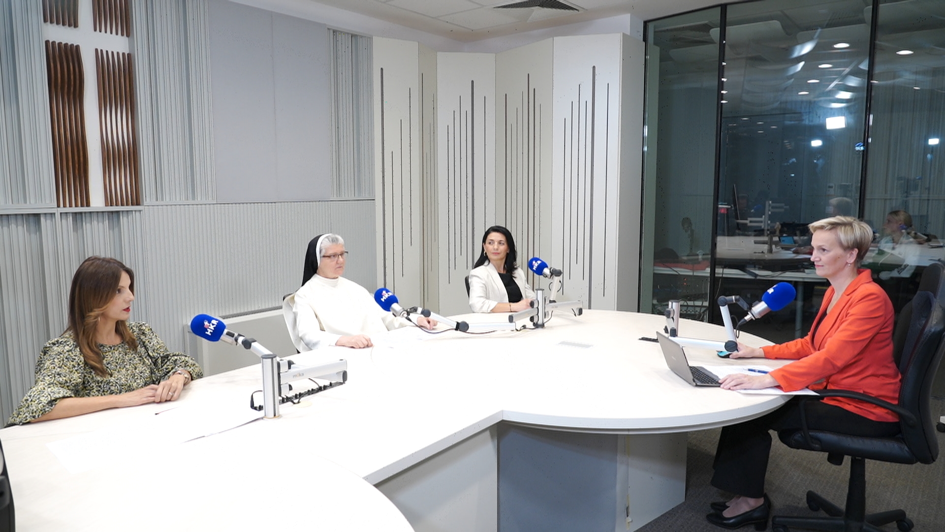 Argumenti HKR-a: Djeca i molitva - je li to stvar odgoja u vjeri ili ...