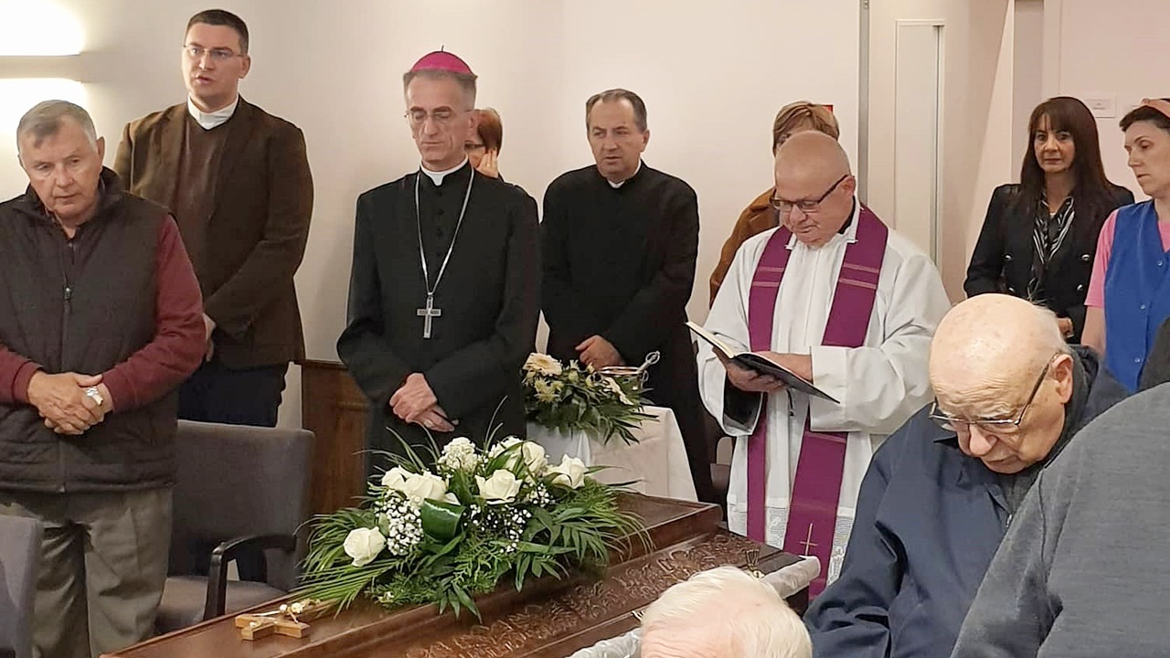 Preminuo mons. Marko Čolić, svećenik Beogradske nadbiskupije - IKA