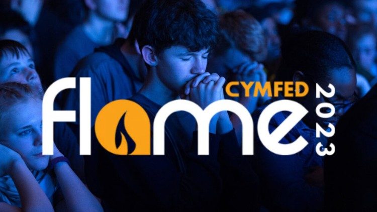 Papa mladima na susretu Flame 2023.: Hrabro svjedočite evanđelje - IKA