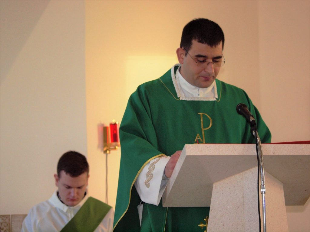 Poziv don Ante Dražine na susret za osobe koje razmišljaju o duhovnom ...