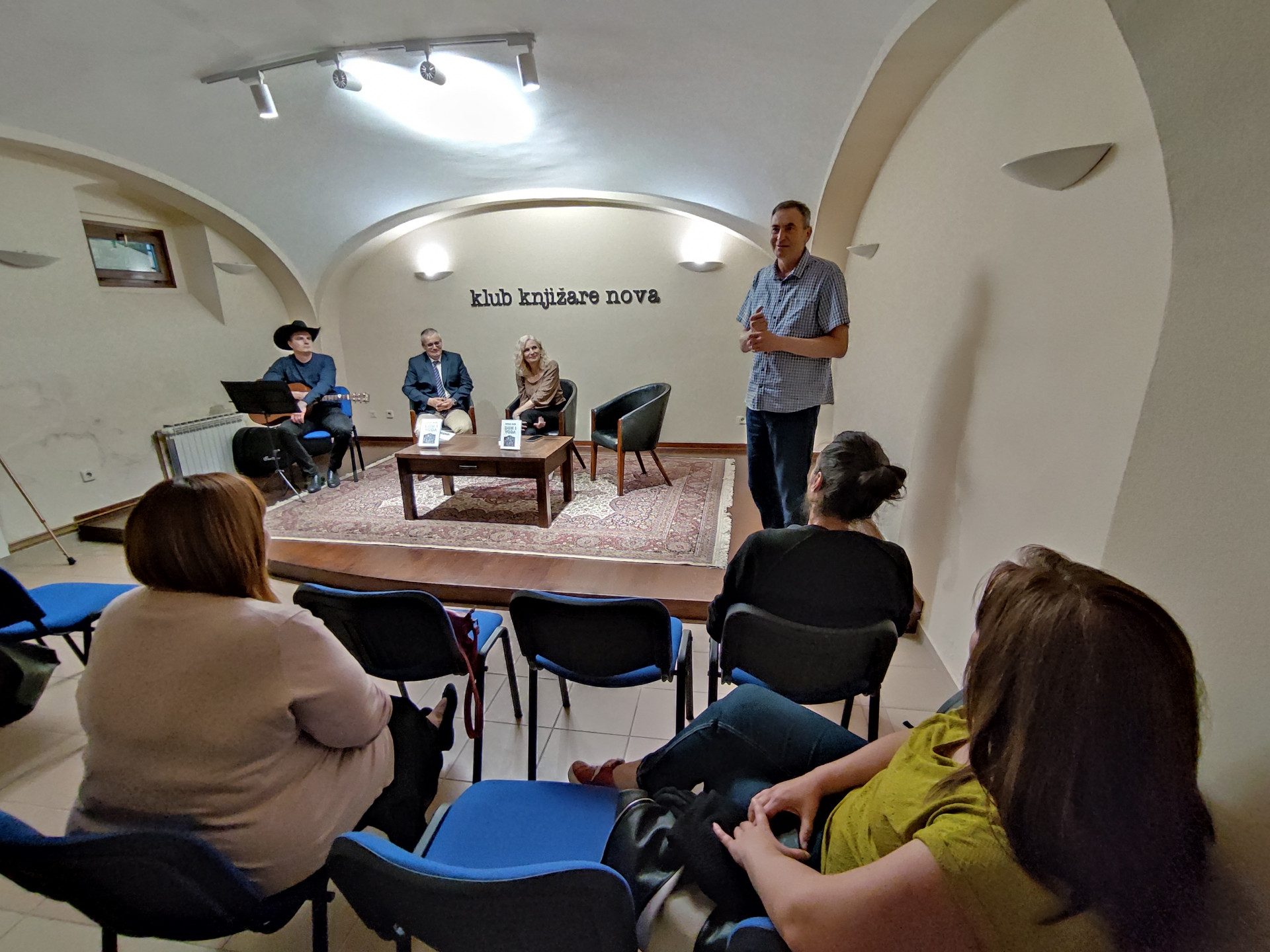 U Osijeku predstavljena knjiga Petra Eleza „Duh i voda“ - IKA