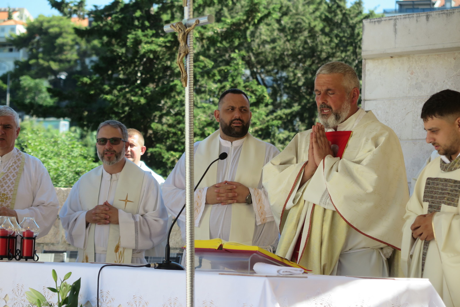 Fra Mišo Biskup proslavio mladu misu u Dubrovniku - IKA