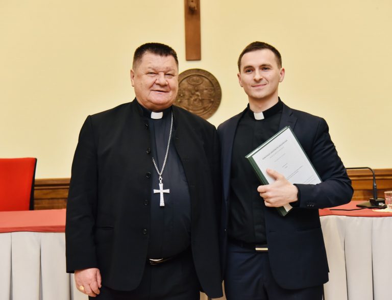 Doktorirao vlč. Antun Faltak – IKA