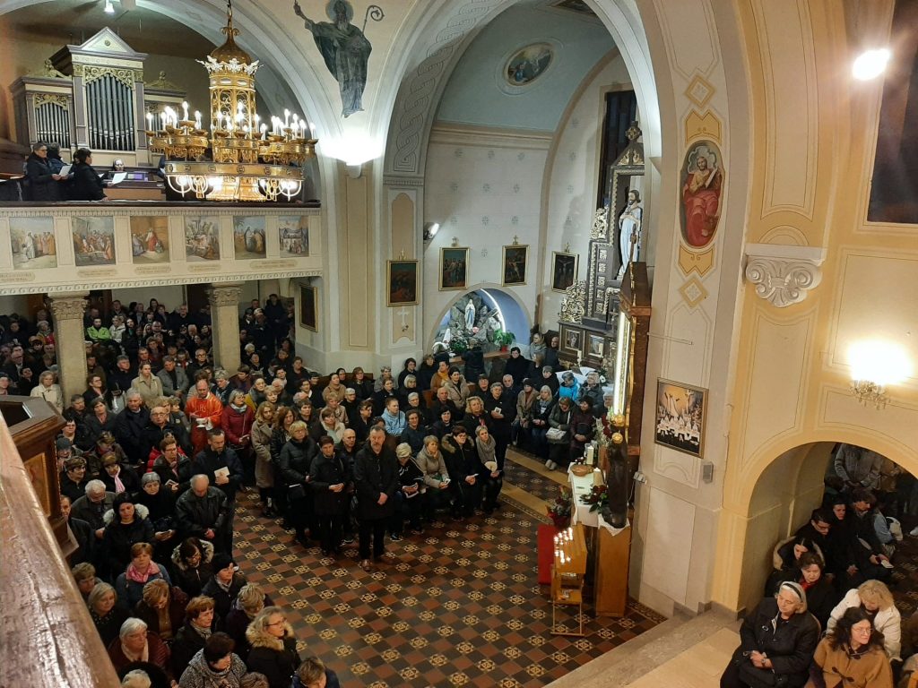 Krašić: Osmi dan devetnice uoči Stepinčeva - IKA