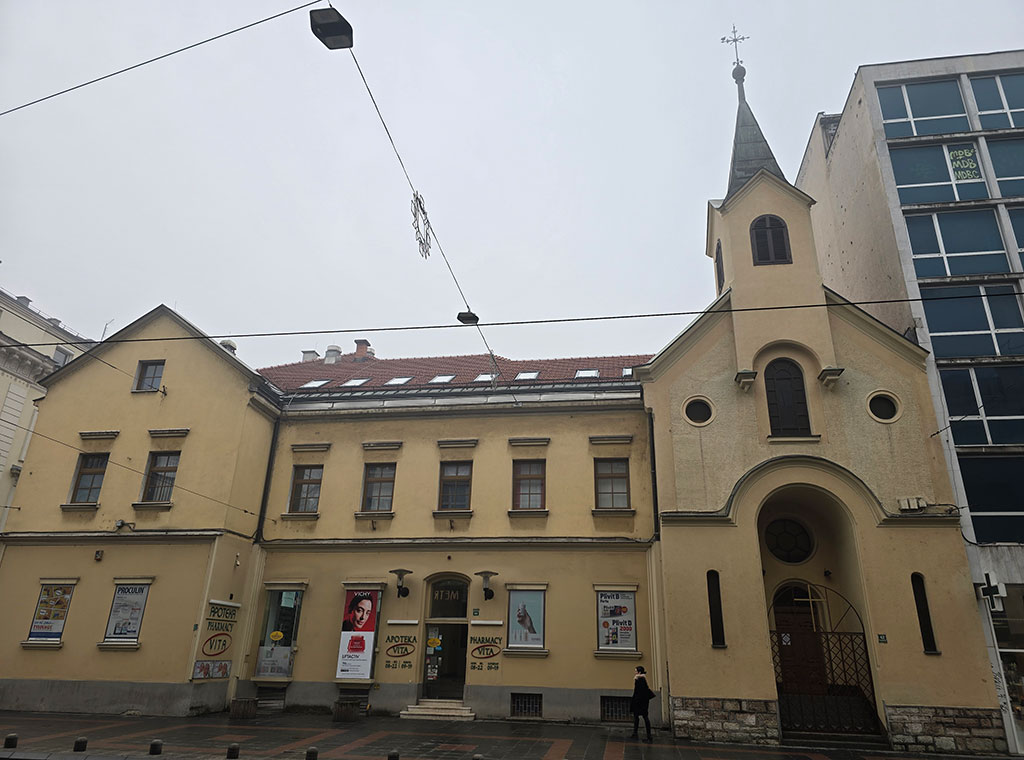 Počinjeno svetogrđe u crkvi Sv. Vinka u Sarajevu - IKA