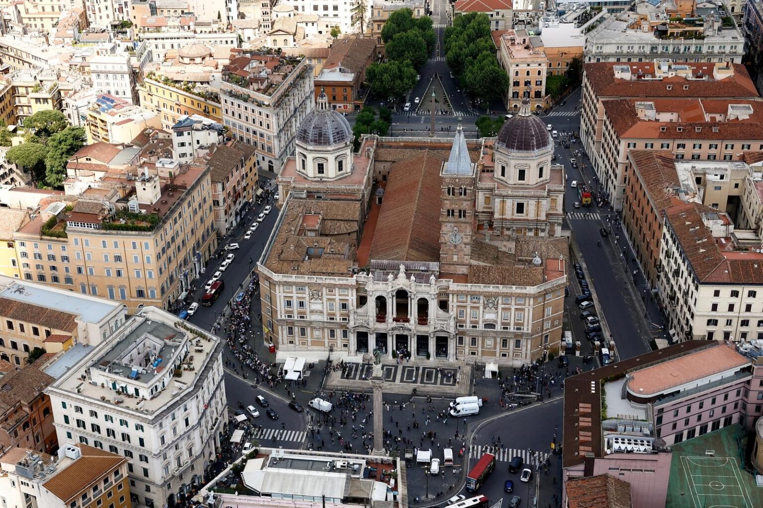 VIDEO Papa Franjo pokopan u Bazilici svete Marije Velike – kao osmi ...