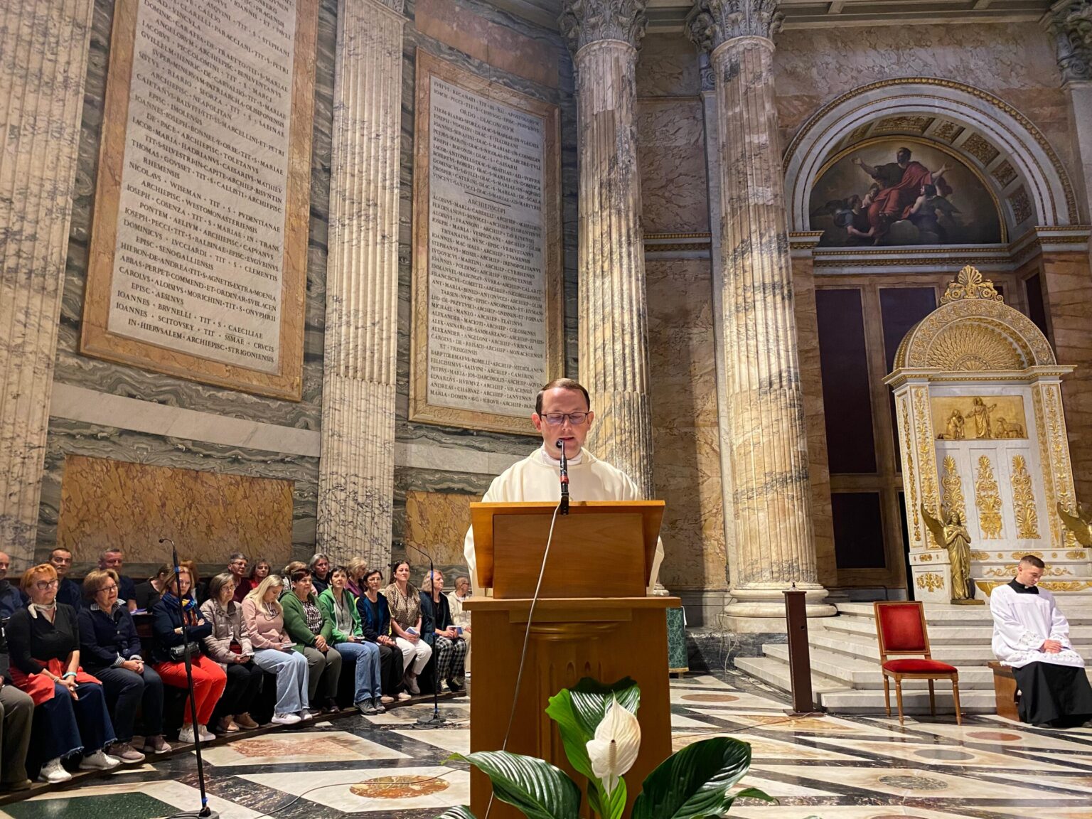 Vjernici Gospićko-senjske biskupije nastavili hodočašće u Rimu – IKA